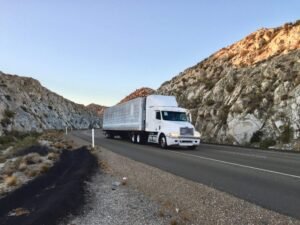 Semi Truck Vs Lorry • The Truck How